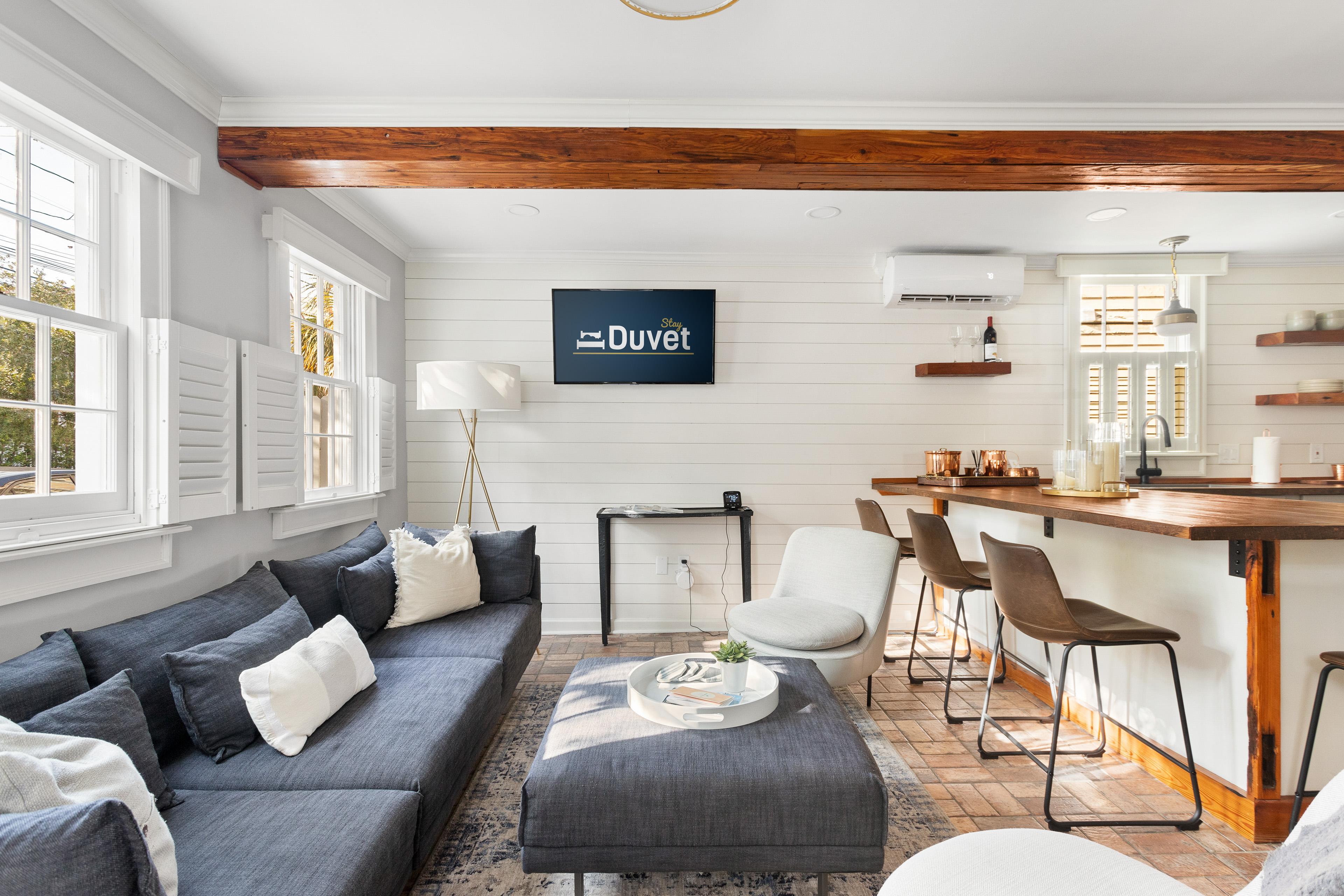 The Felix - Home Rental in Charleston