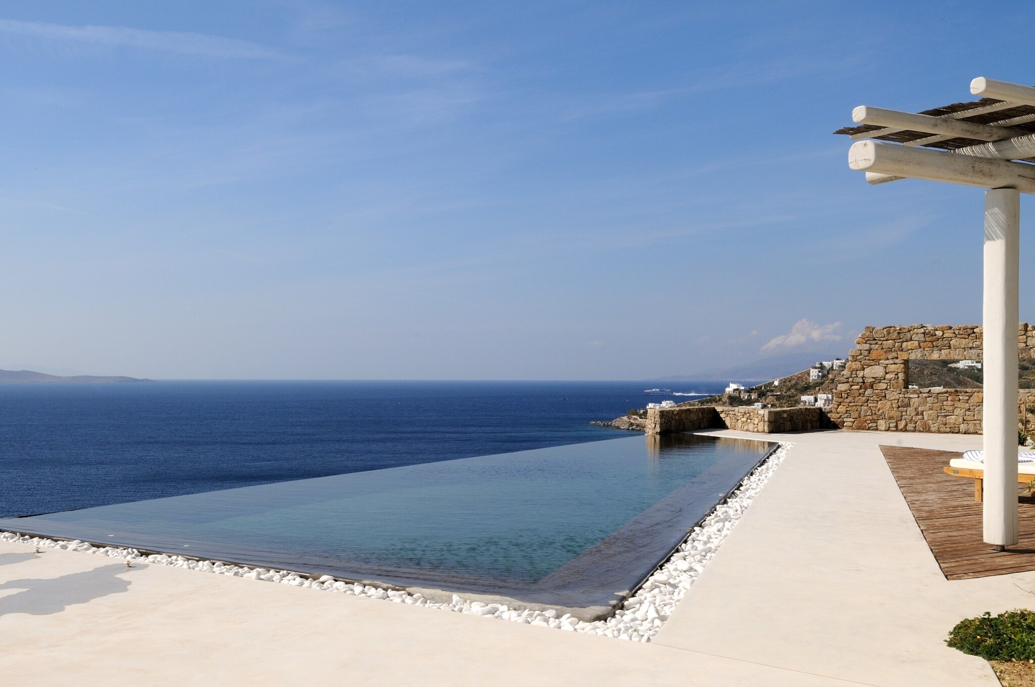 Picturesque Unique Villa with Private Infinity Pool - Home Rental in ...