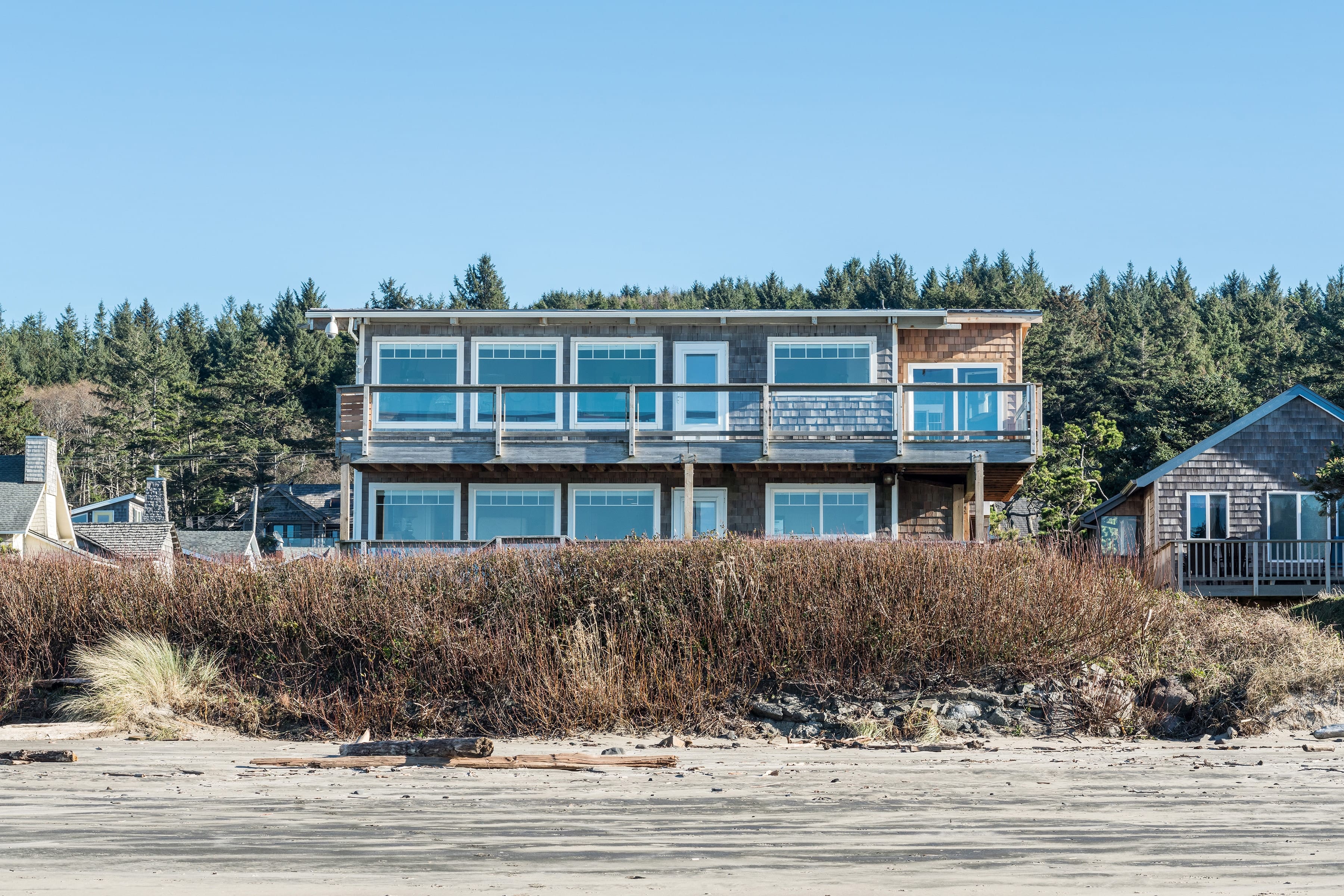 Blue Starfish | Ocean Views & Direct Cannon Beach Access - Home Rental ...