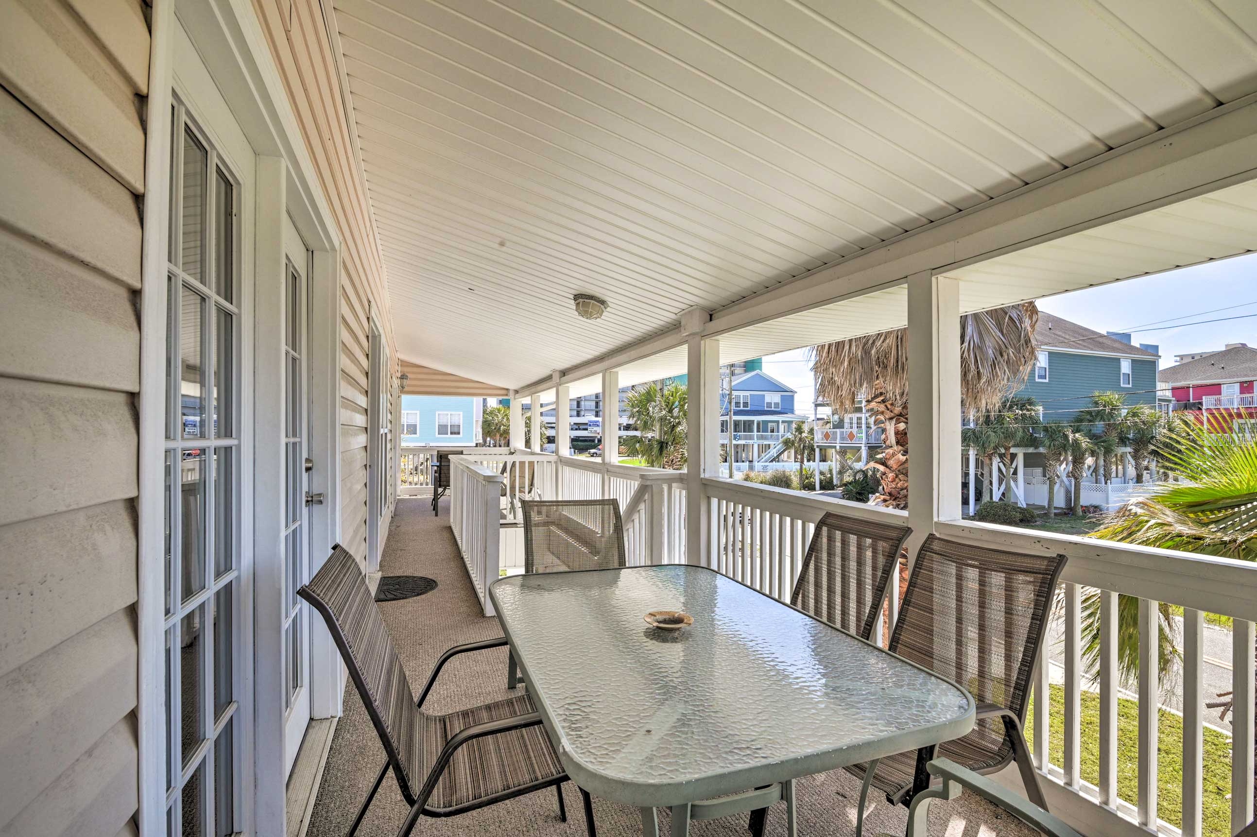 Murrells Inlet Upstairs Unit: 1 Block to Beach! - Home Rental in Garden ...
