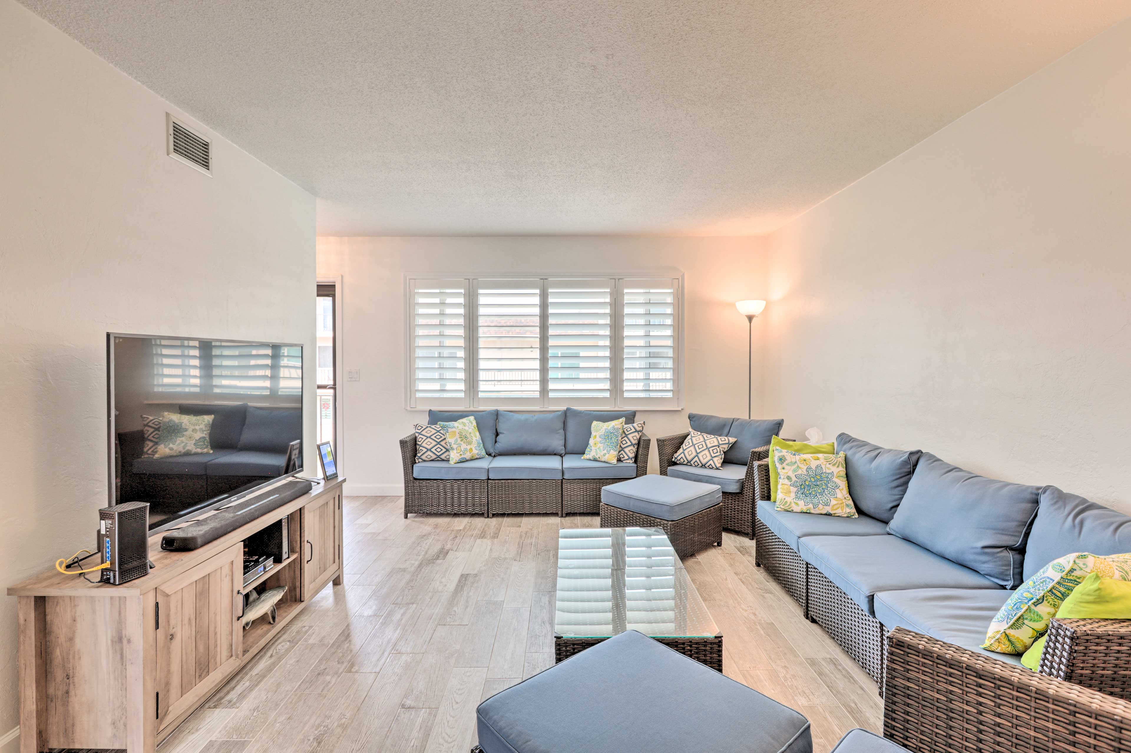 Ponce Inlet Condo w/ Beach & Pool Access! - Home Rental in Ponce Inlet