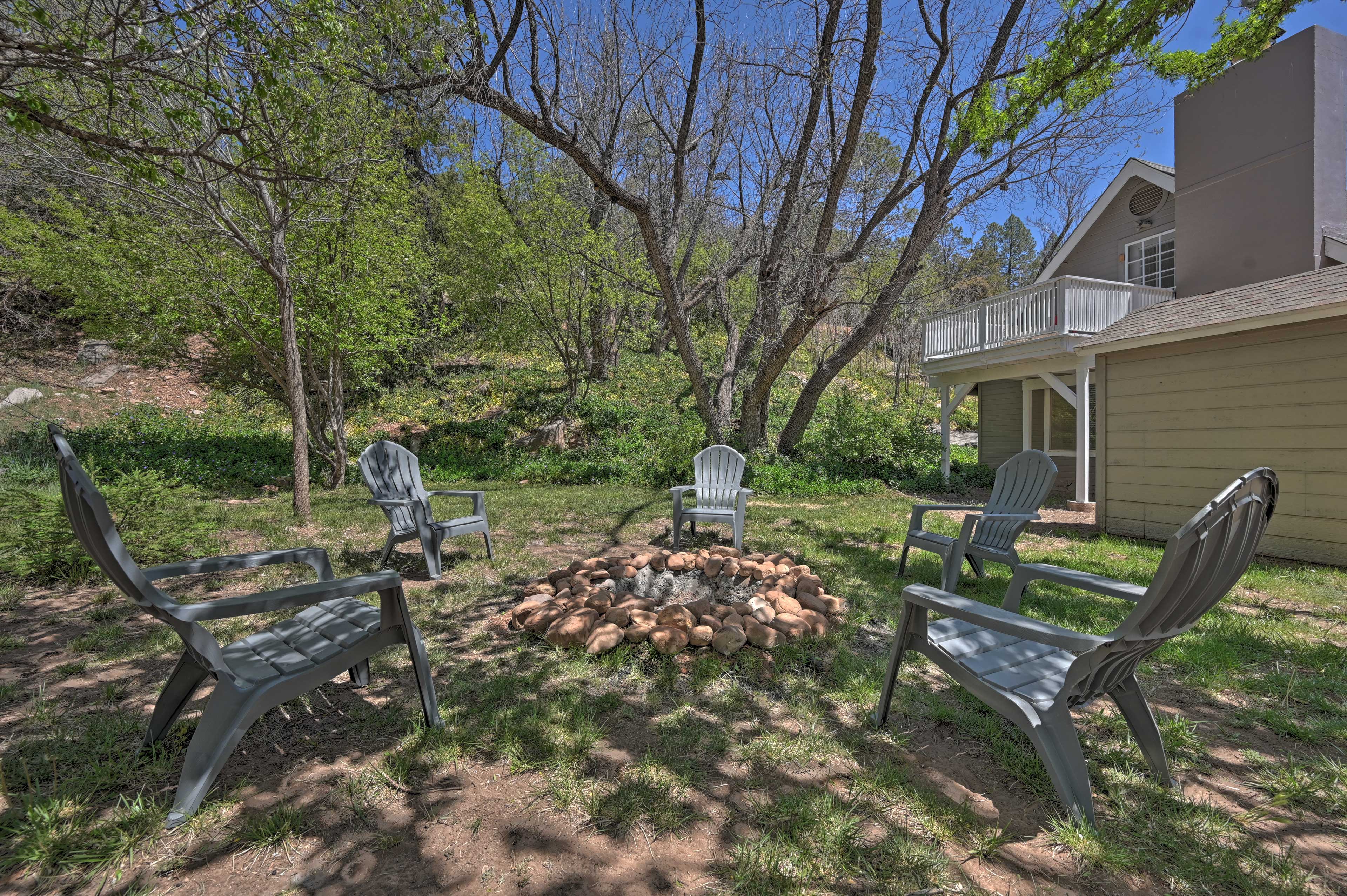 Bright Whispering Pines Home Near Scenic Hikes! - Home Rental in Payson