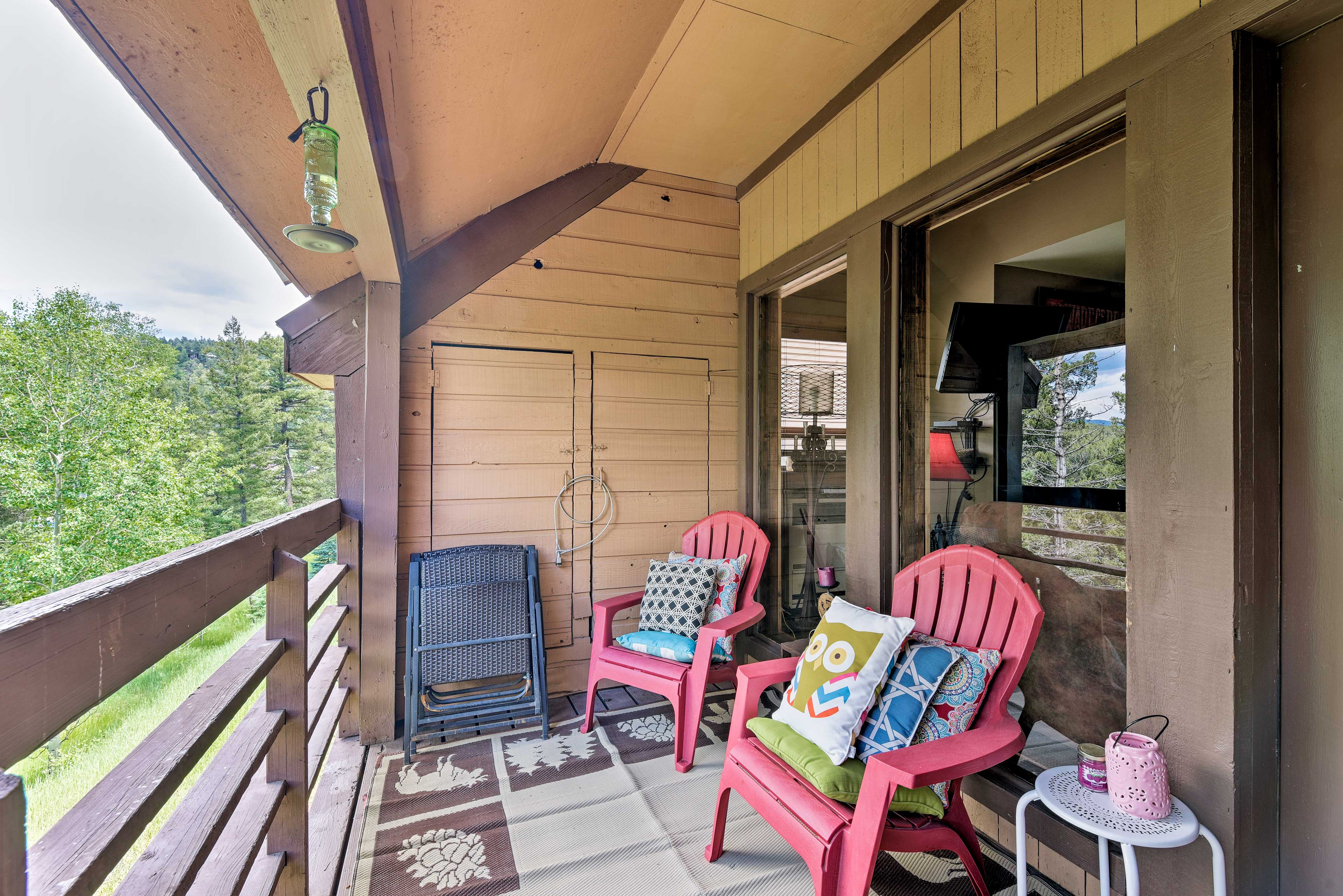 Cabin-Style Condo w/ Deck Near Angel Fire Resort - Home Rental in Angel ...