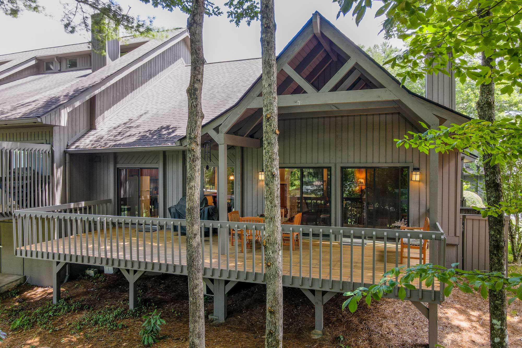 Rustic Mountain Chalet w/ Proximity to Trails! - Home Rental in Sapphire