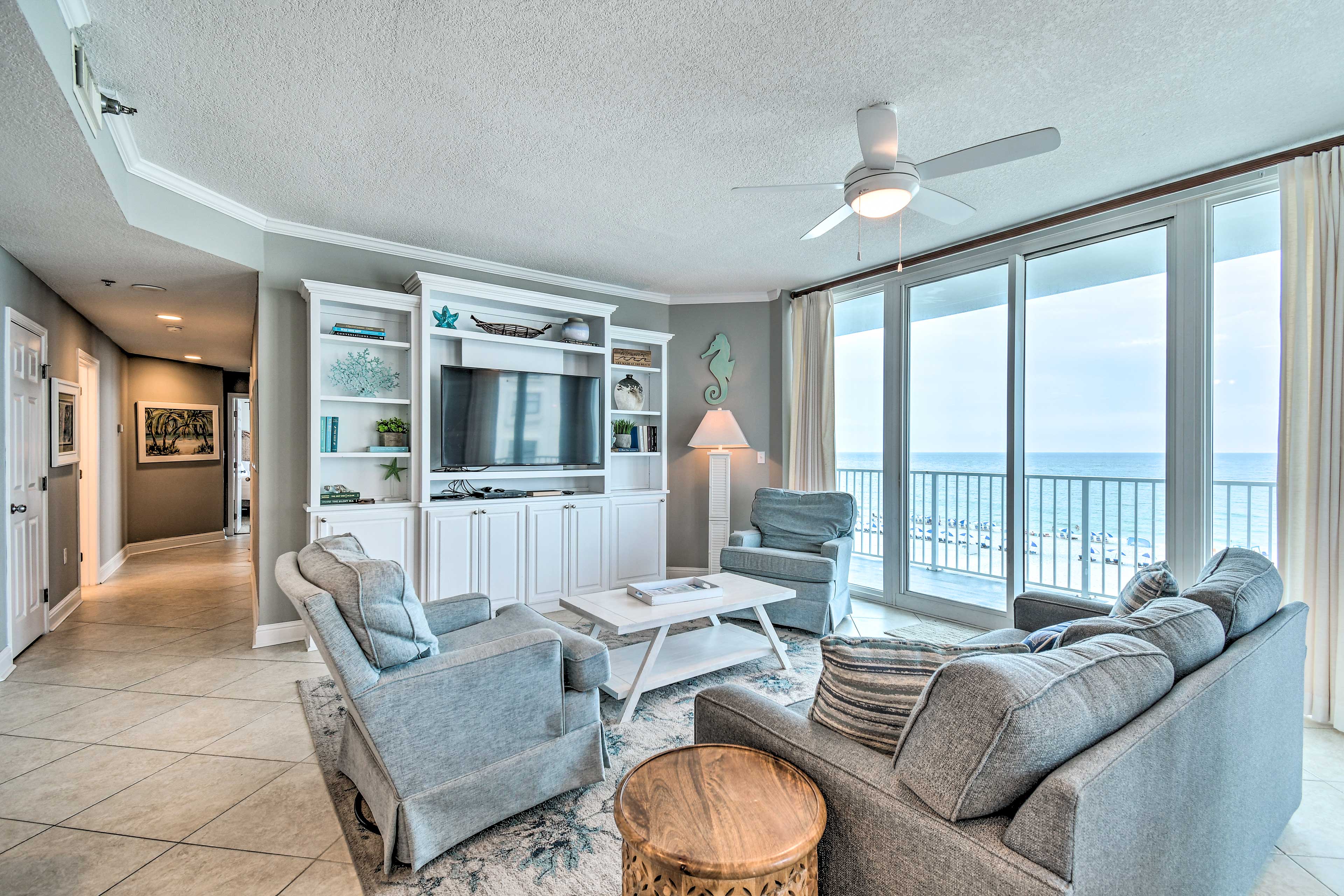 Beachside Corner-Unit Condo in Gulf Shores! - Home Rental in Gulf Shores