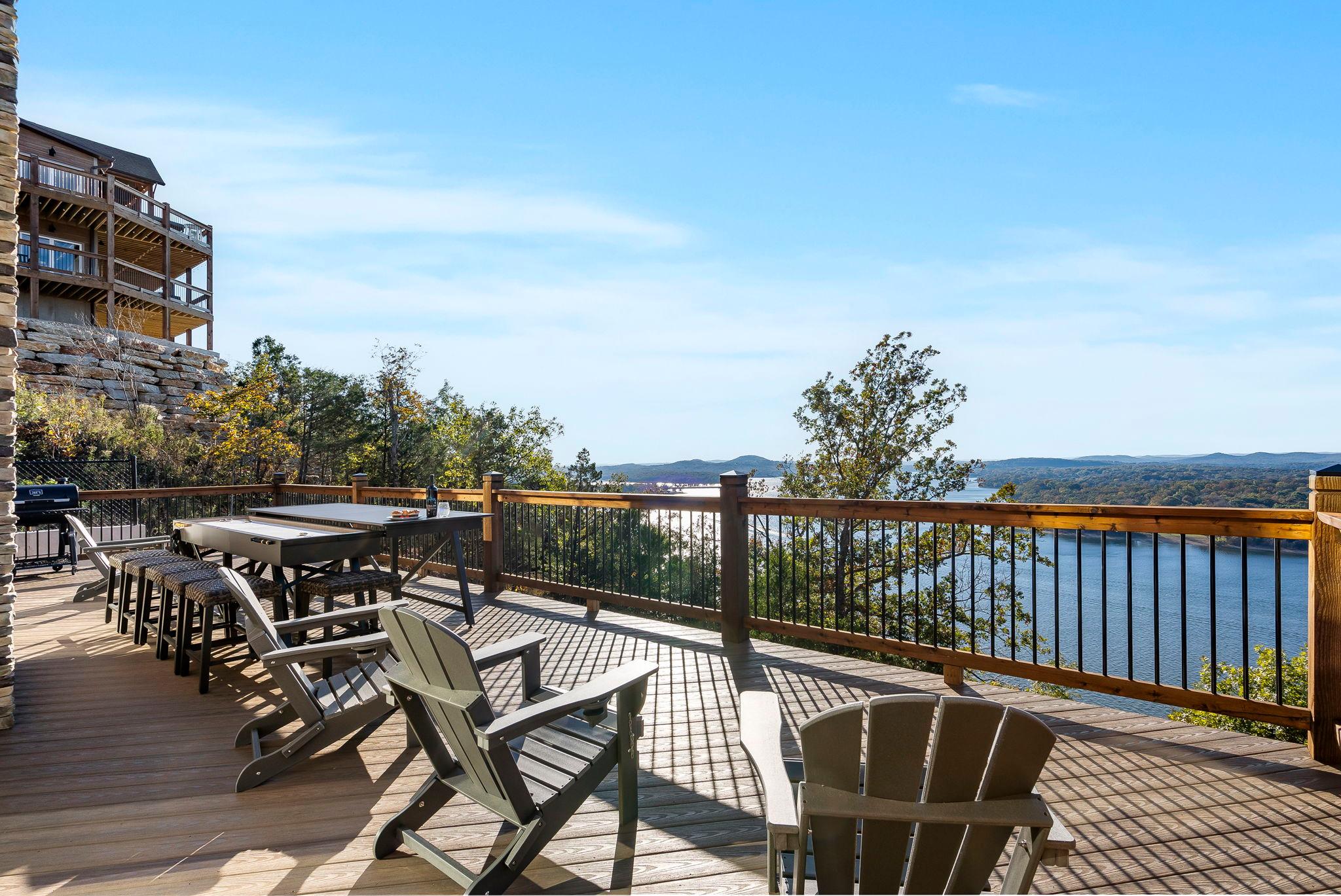 Sunset Bluff at Table Rock Lake - Home Rental in Kimberling City