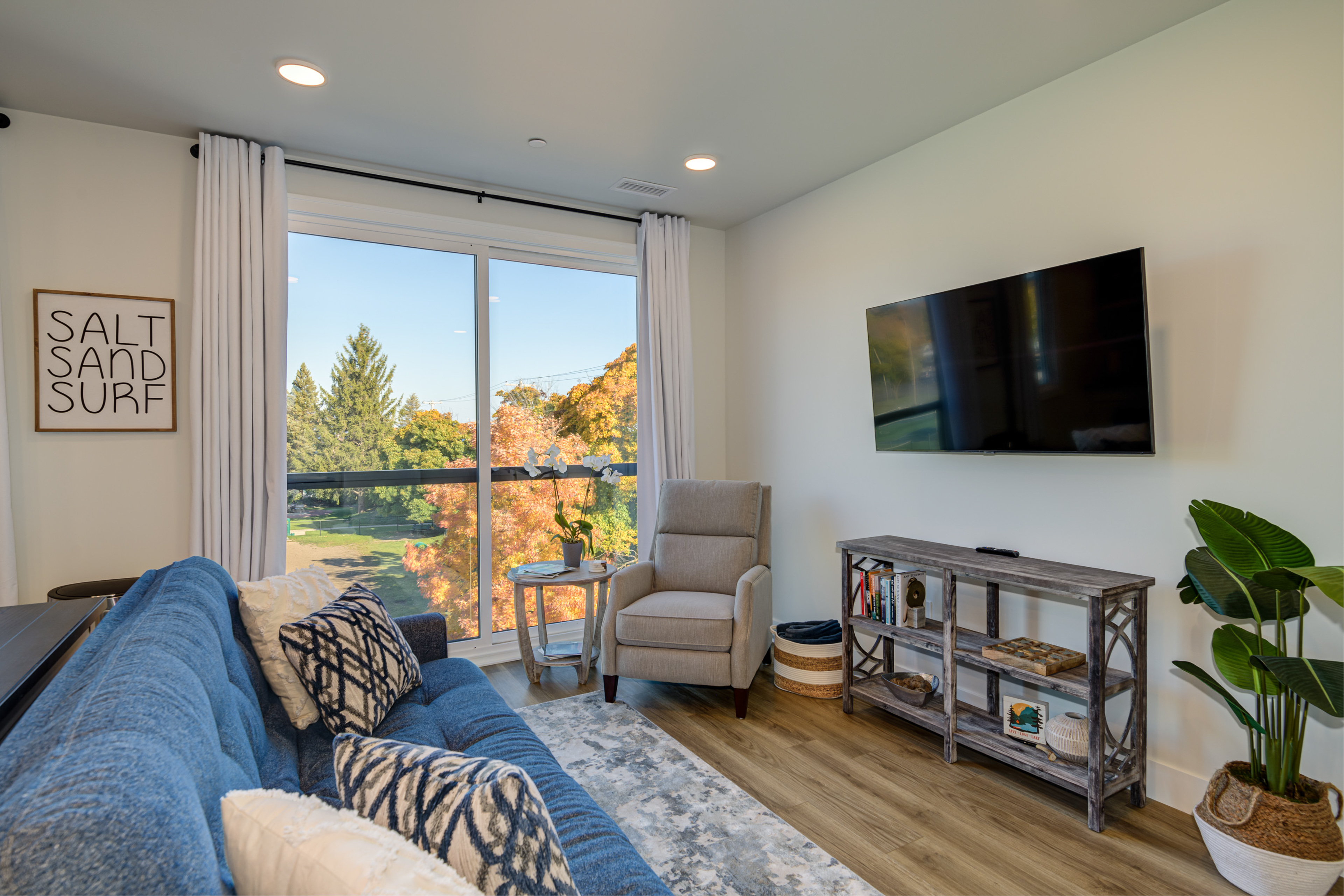 1 Mi to Ski Area: Penthouse Condo in Traverse City - Home Rental in Traverse City