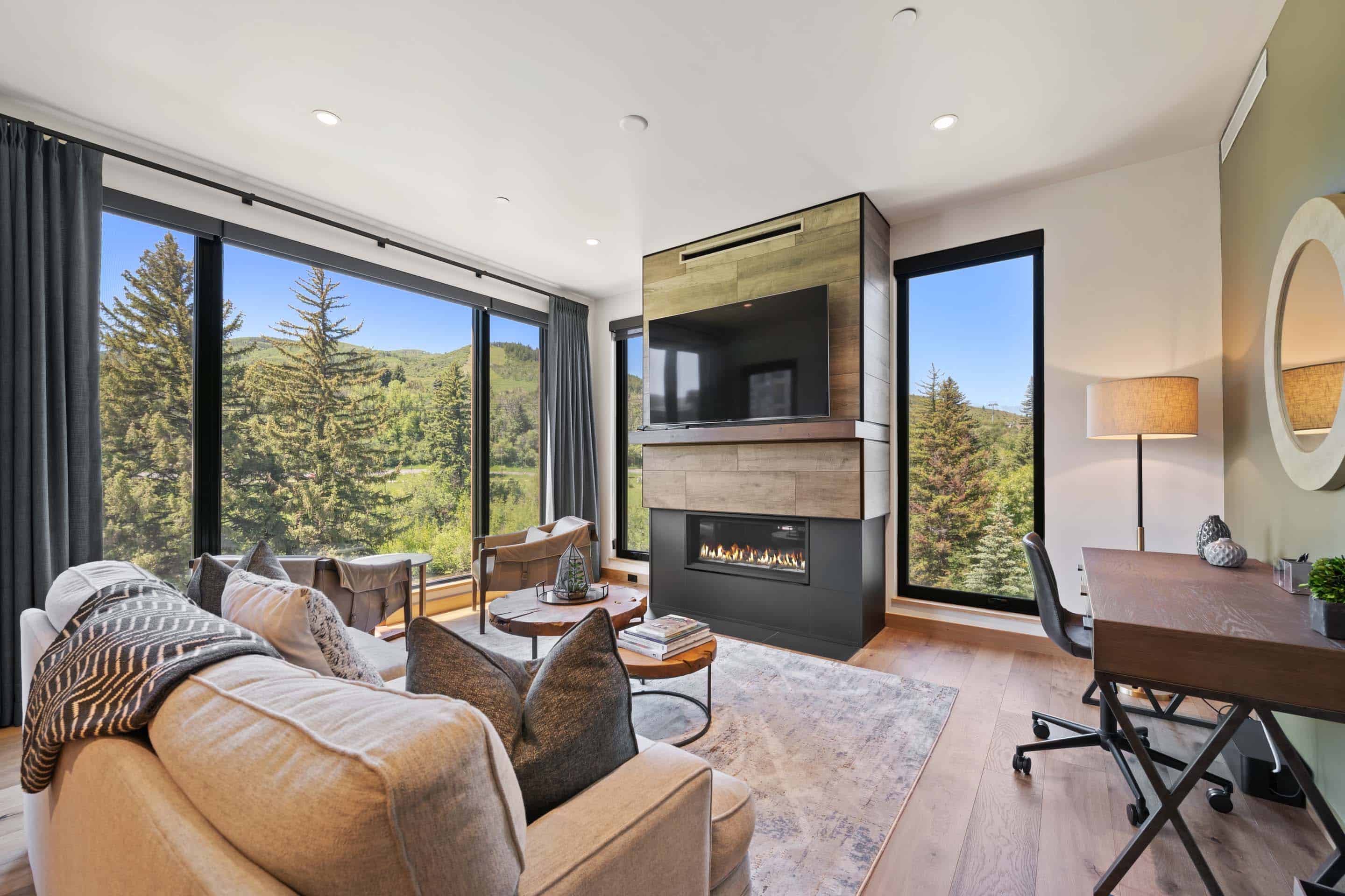 Riverfront Lodge 208 - Home Rental in Avon