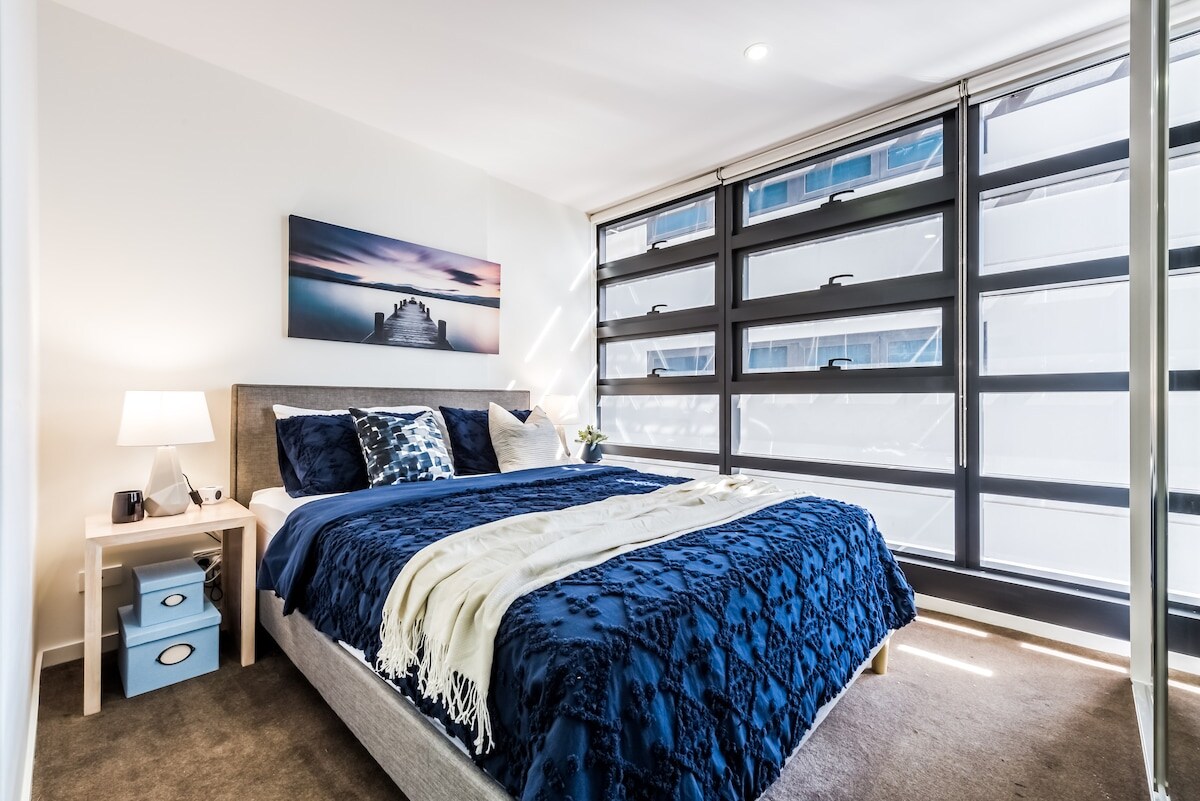 Comfortable CBD Family Base | 3BR, 2 Bath - Home Rental in Melbourne