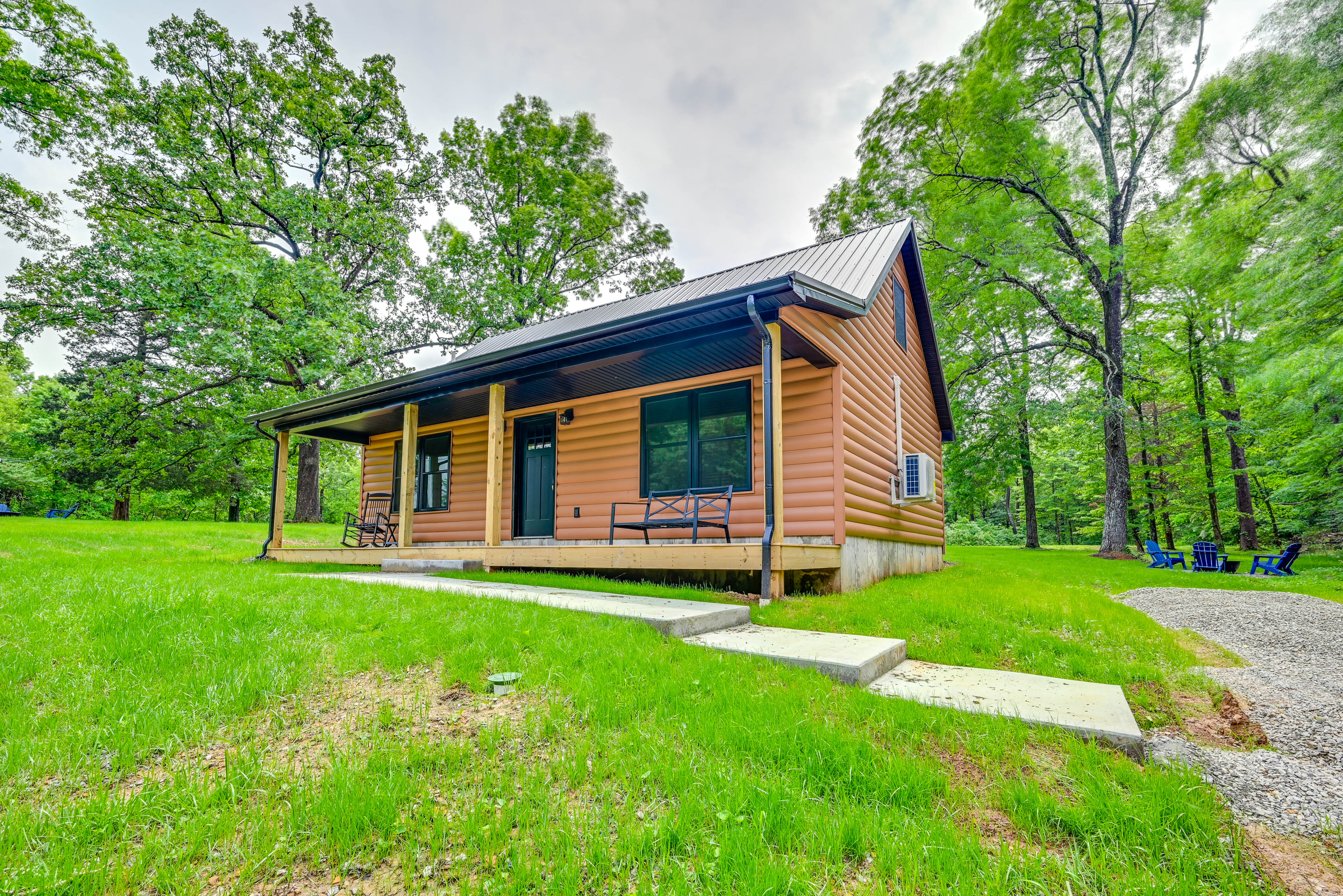 5 Mi to Mammoth Cave: Peaceful Retreat w/ Fire Pit - Home Rental in ...