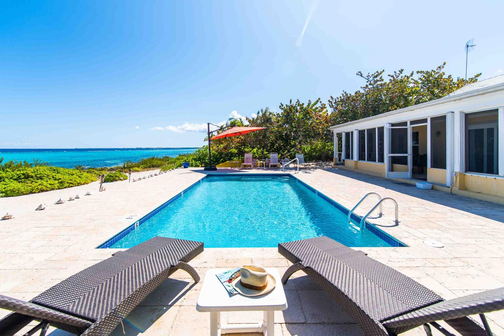 Thatch Hill: Beach House w/ Private Pool & Backyard Snorkeling, Walk to ...