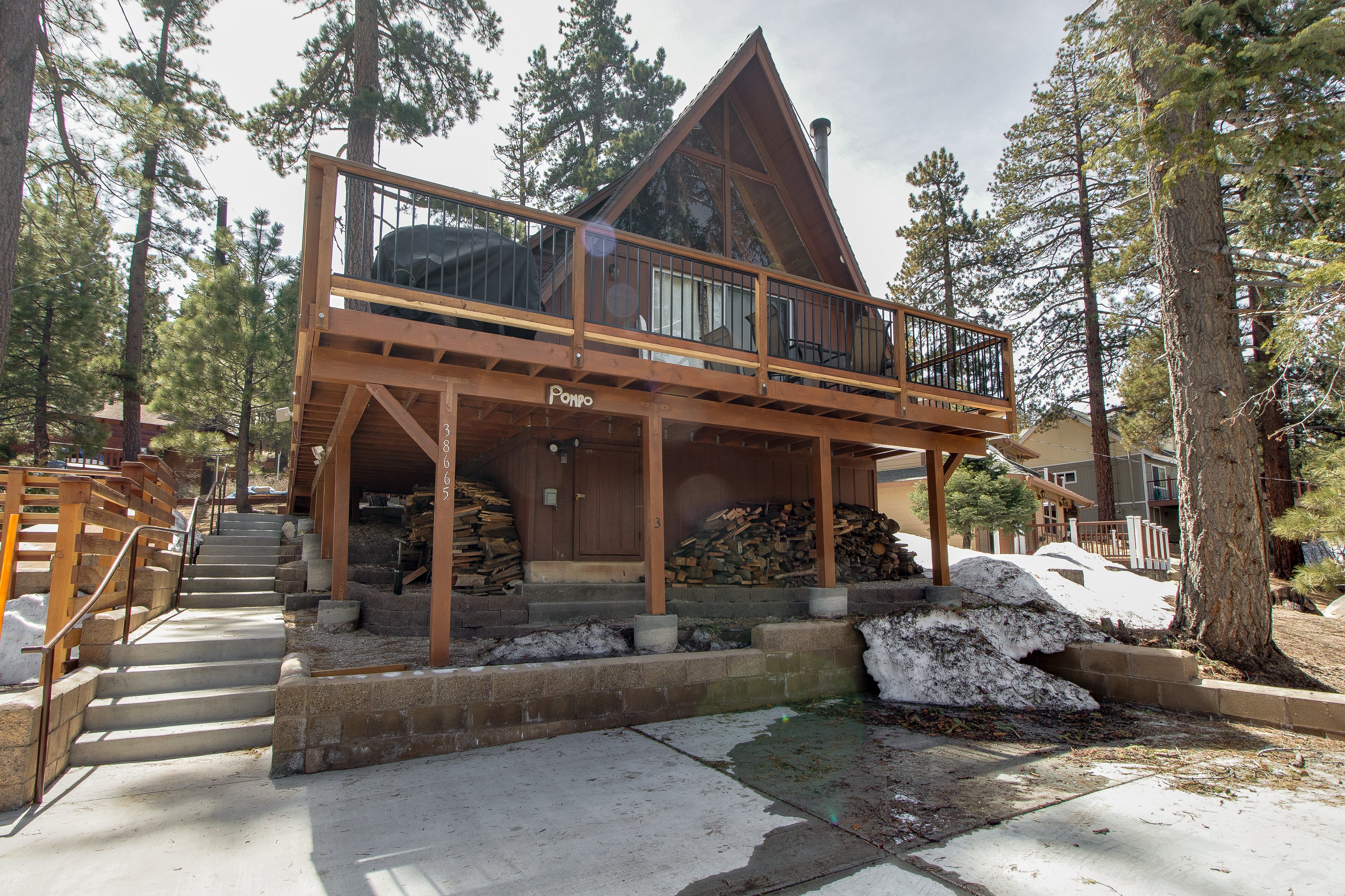 Castle Rock Cabin #2 - Home Rental in big bear lake