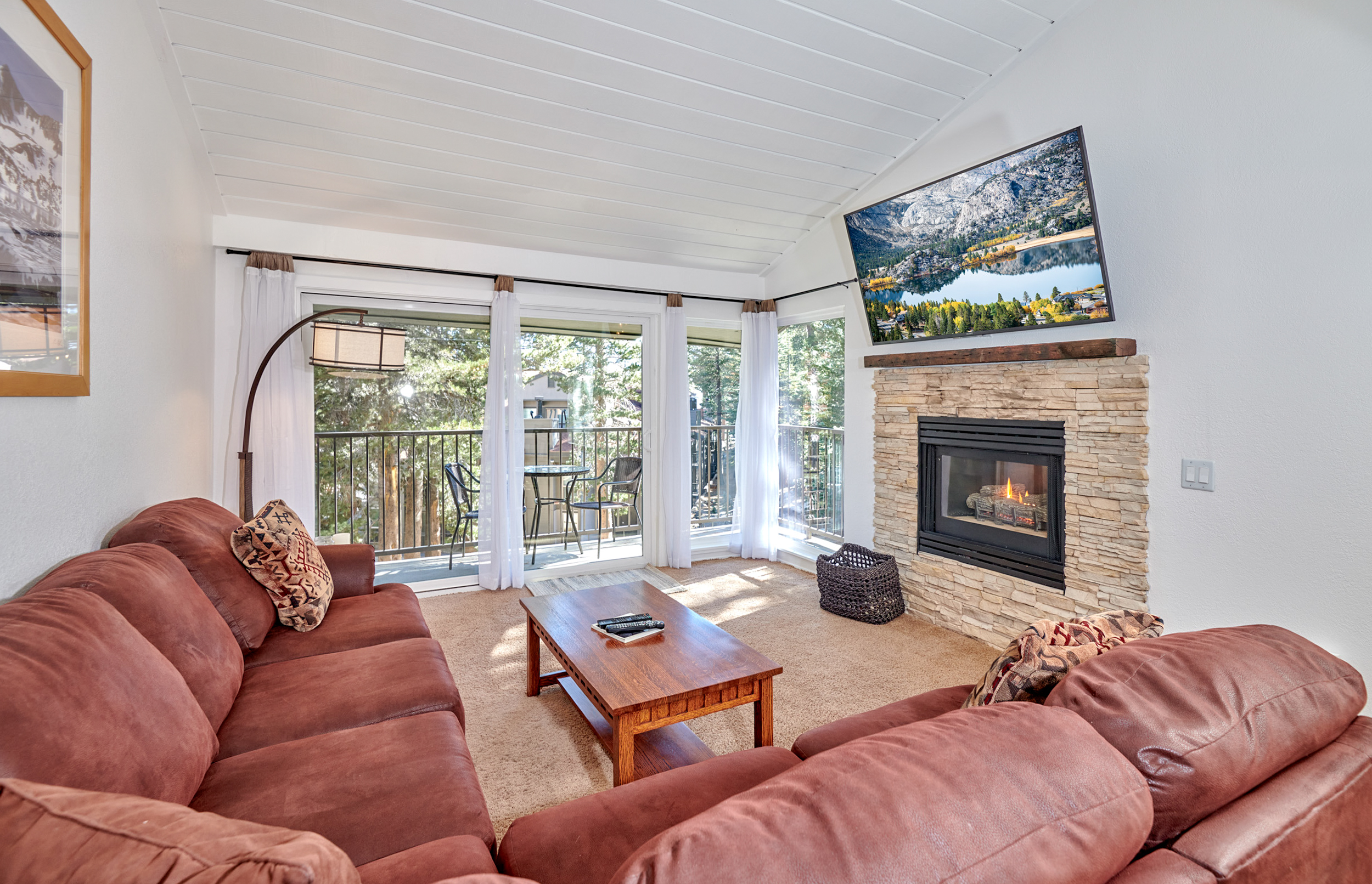 St Anton Condo in Mammoth Lakes! - Home Rental in Mammoth Lakes