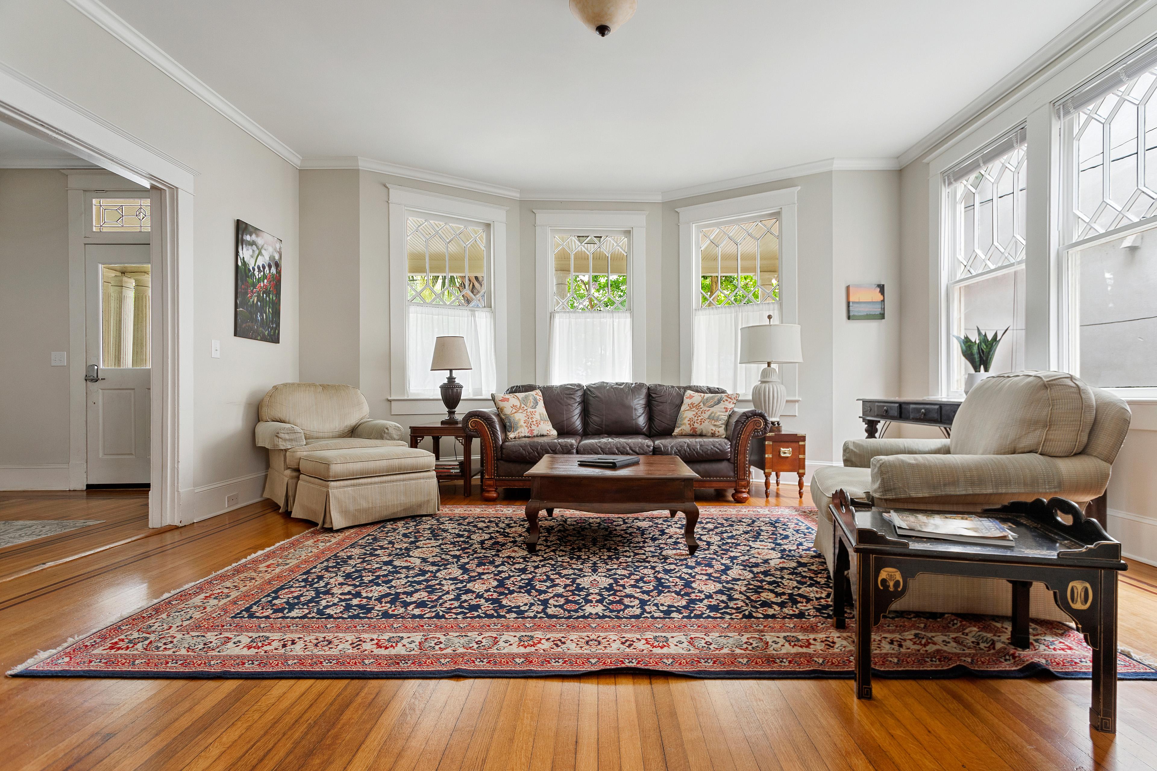 The Rutledge Avenue Inn Historic Charleston - Home Rental in Charleston